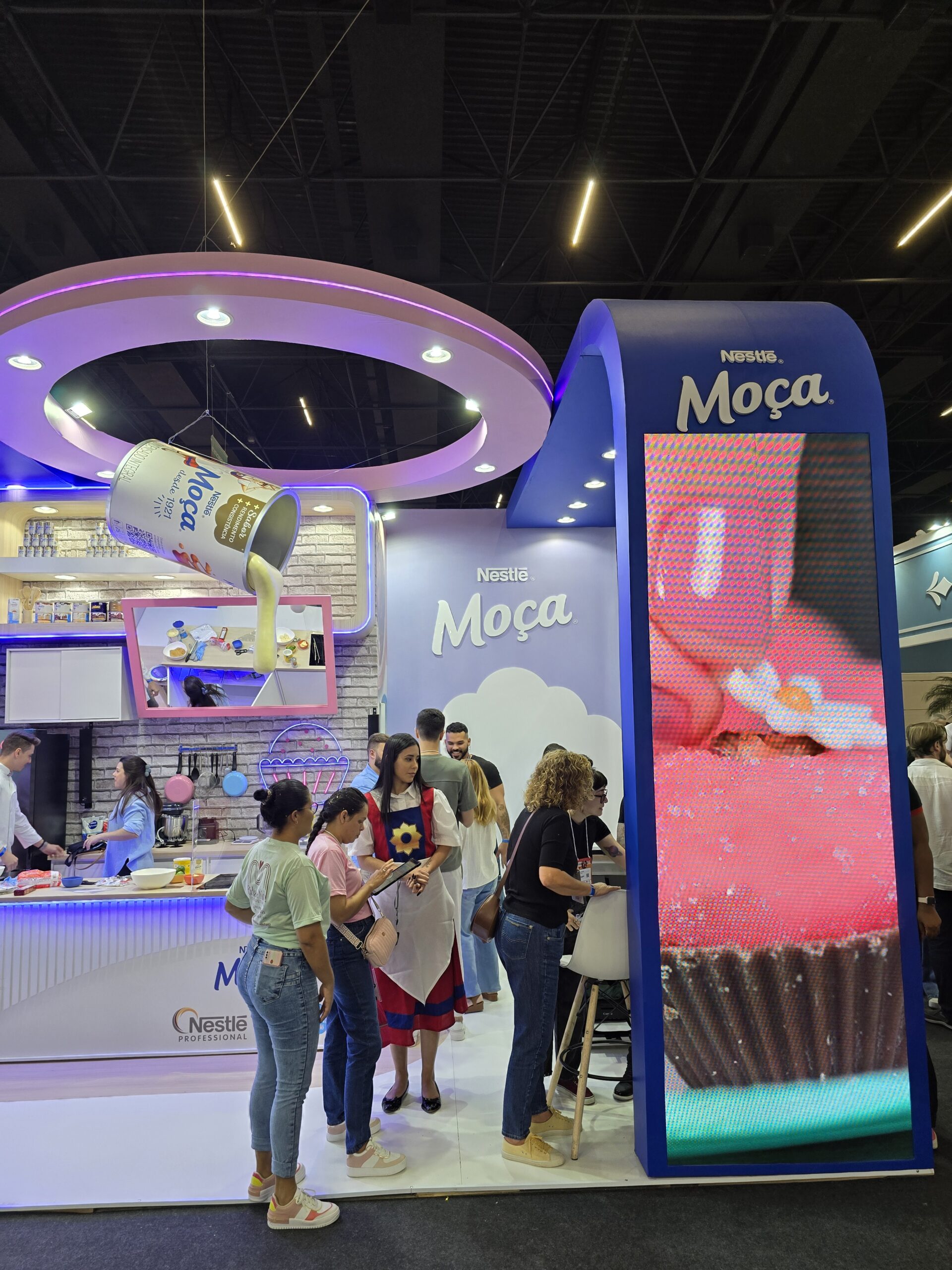 Mara Cakes Fair – Nestlé – Showy Design
